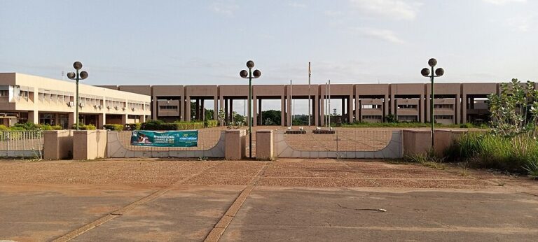 Le lycée scientifique de Yamoussoukro réalise 100% au BEPC 2026 ...